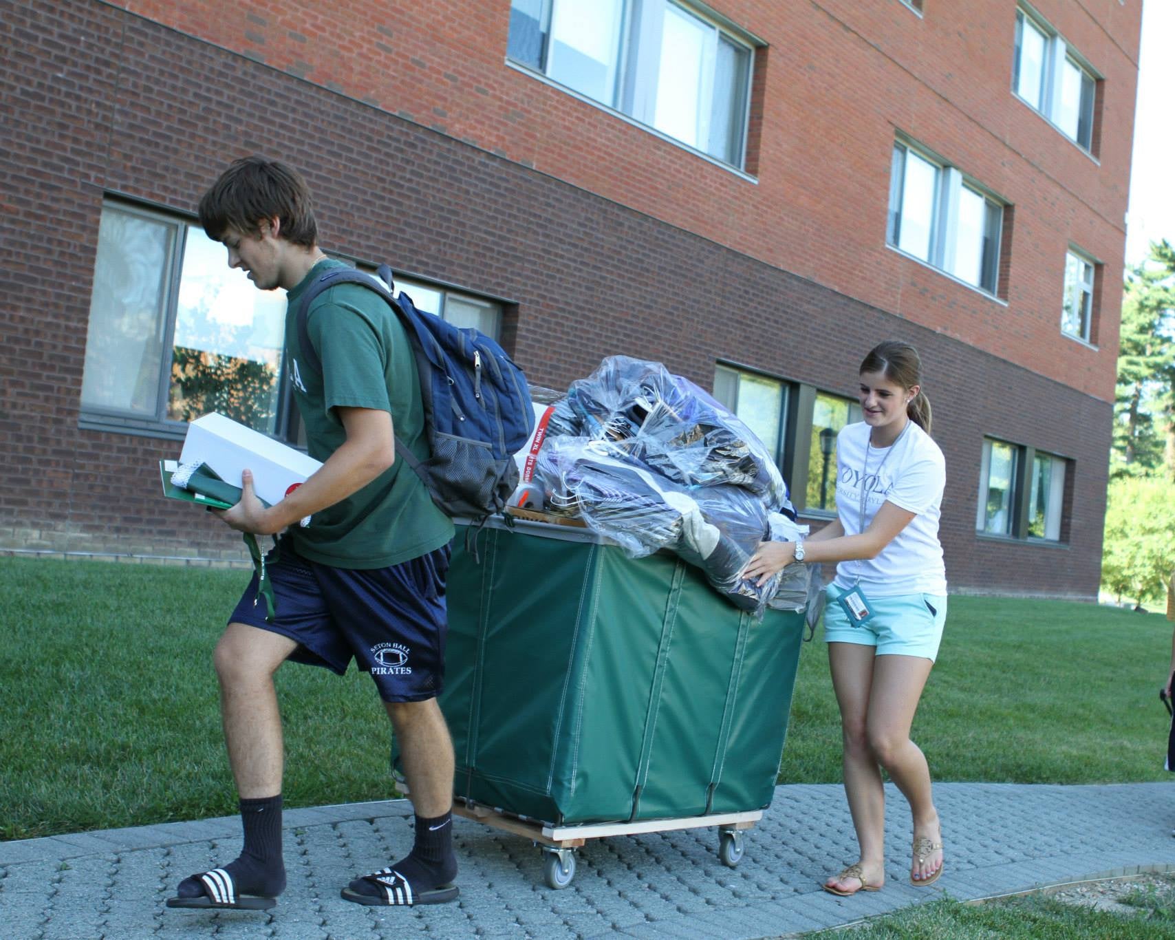 College Move-in Carts – Steele Canvas Basket Corp